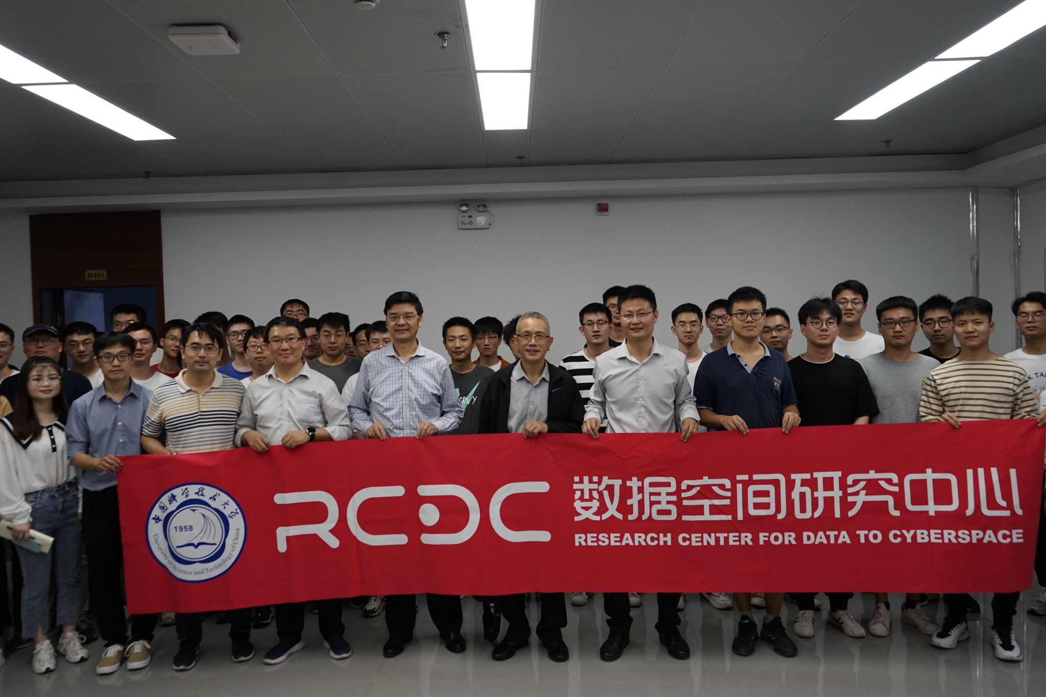 Detecting AI-Generated Video via Frame Consistency – 数据空间研究中心